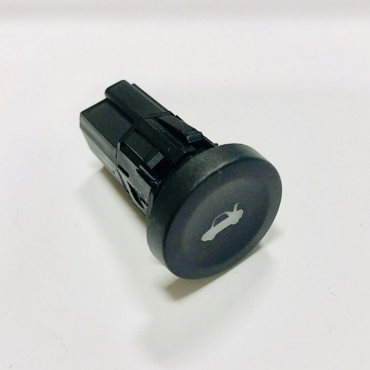 Genuine Ford Fiesta 2002-2005 5 Door Boot Release Switch OBS – Vospers ...