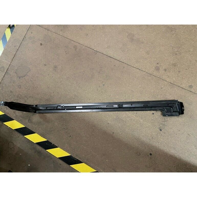 Genuine Renault Kangoo MK2 RH Side Panel Moulding – Vospers Parts